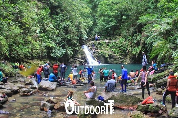 Outdoor TT goes to Rio Seco Waterfall ID 17282