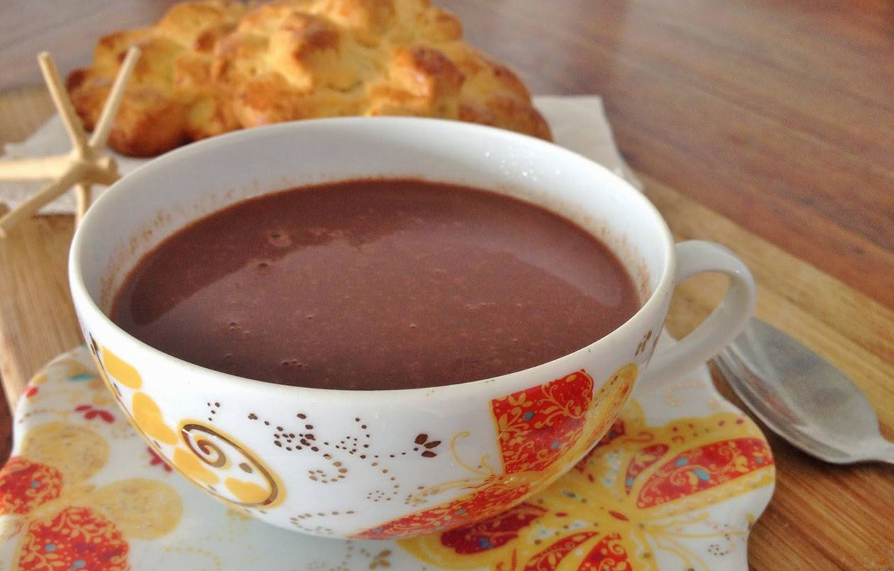 Breakfast at the Alliance's: Martinique ID 21855